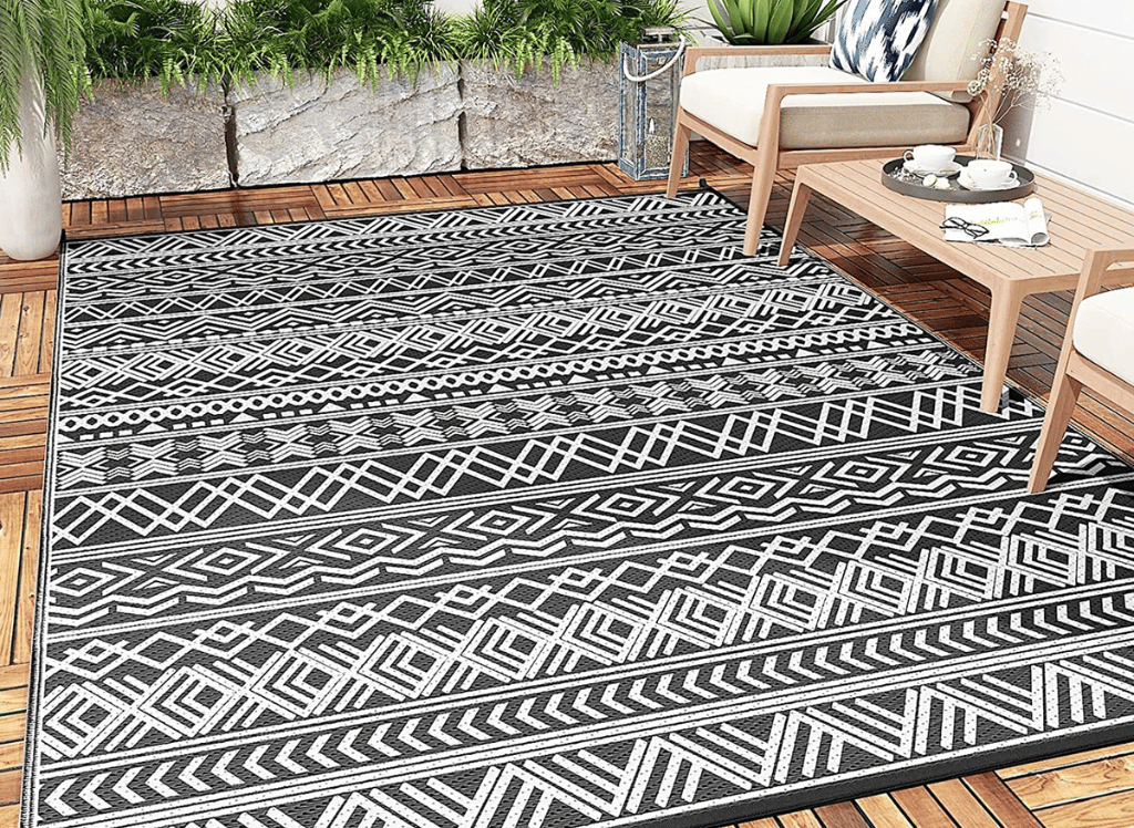 5 Outdoor Camping Rugs You Need for Your Outdoorsy Adventures